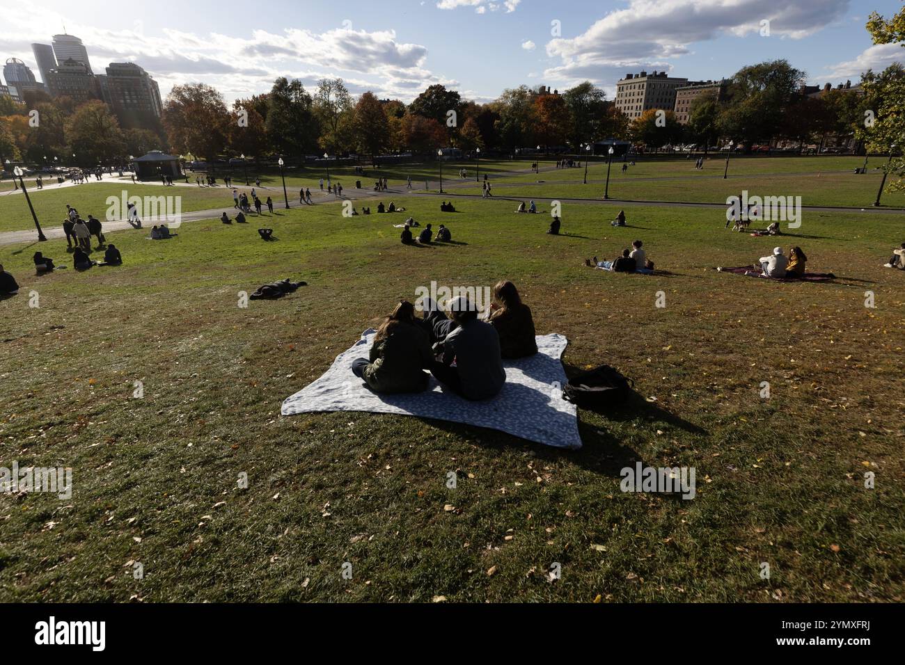 Boston Common, Public Garden, city park in the Autumn, fall foliage ...