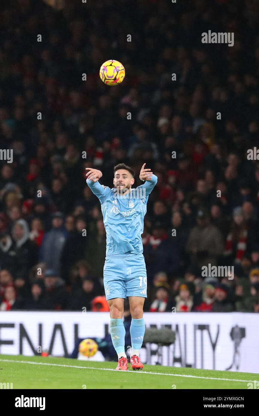 Emirates Stadium, London, UK. 23rd Nov, 2024. Premier League Football ...