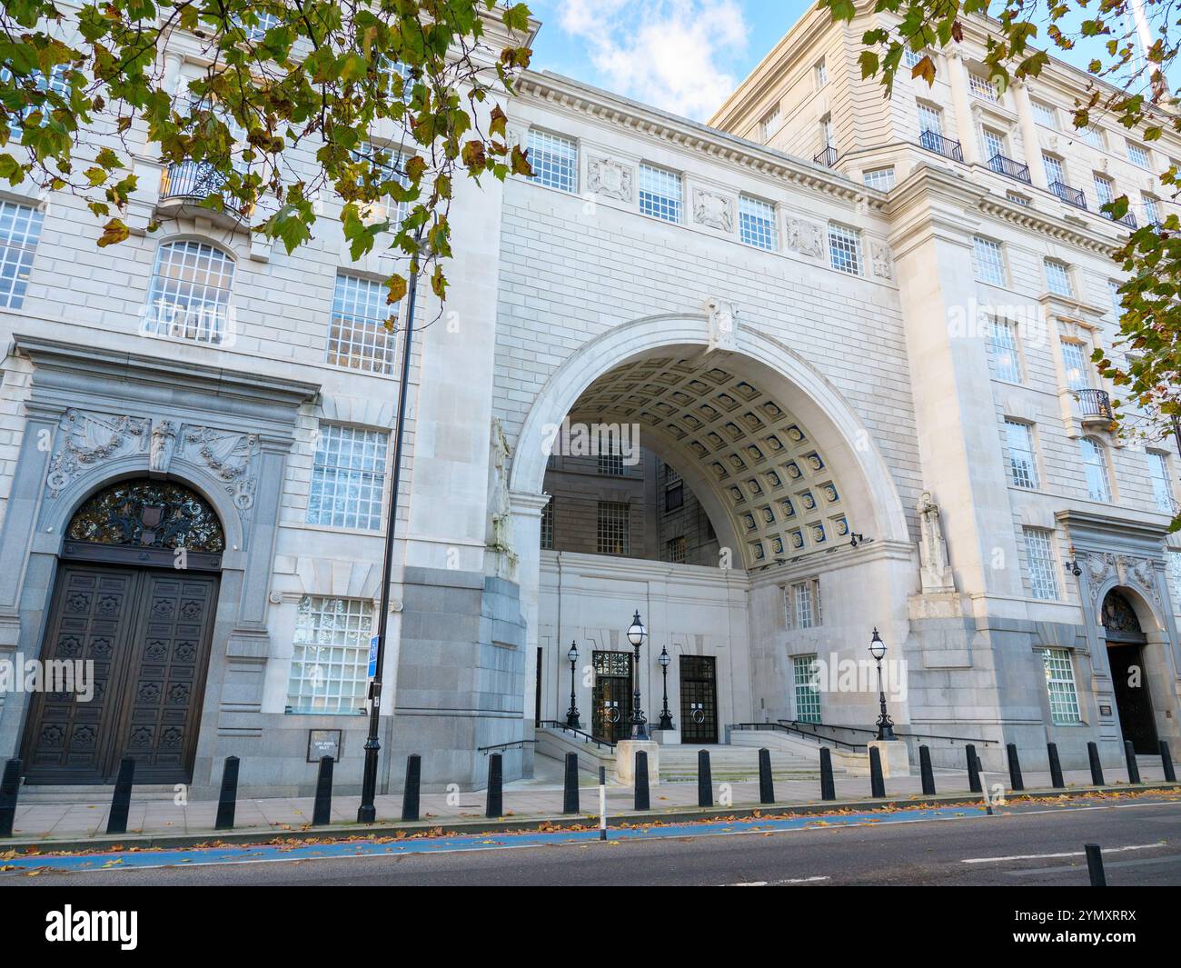 Archway of Thames House, the MI5 government security service building ...