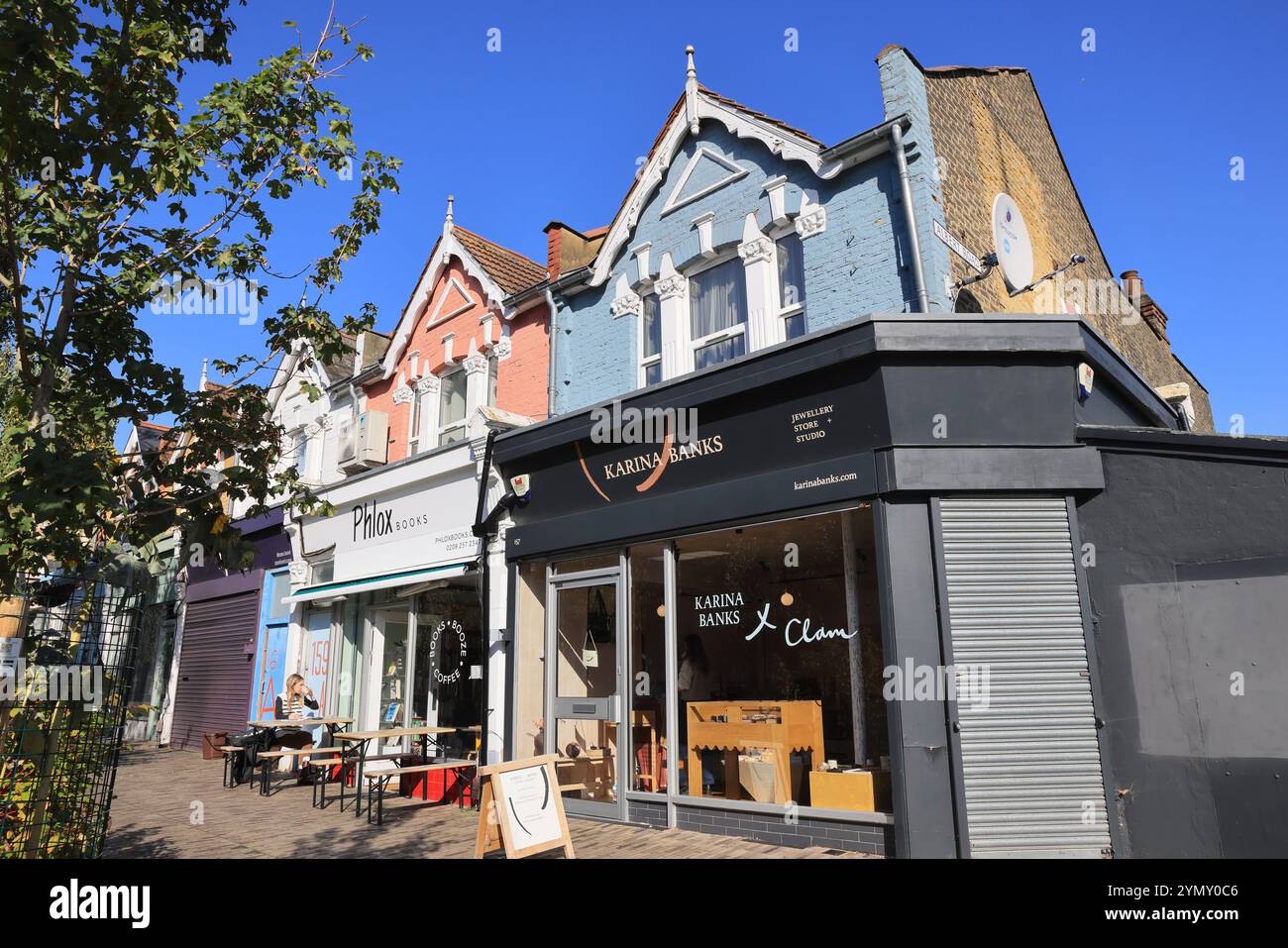 Leyton london francis road hi-res stock photography and images - Alamy