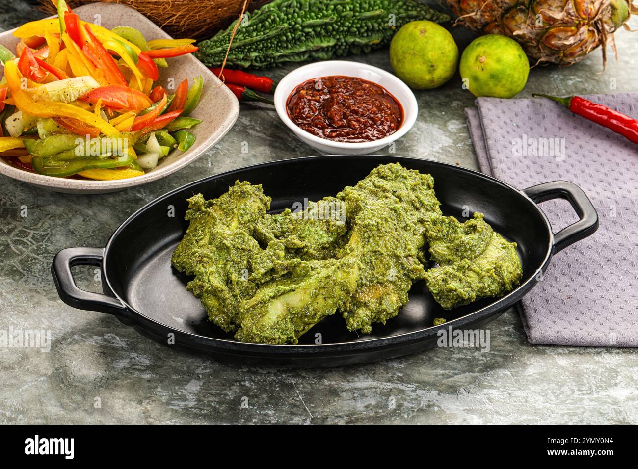Indian cuisine - green Mint chicken tikka Stock Photo - Alamy