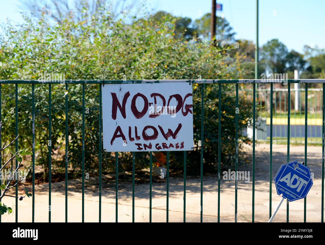 Opelika, Alabama, USA. 20th Nov, 2024. A hand-painted sign marks the ...