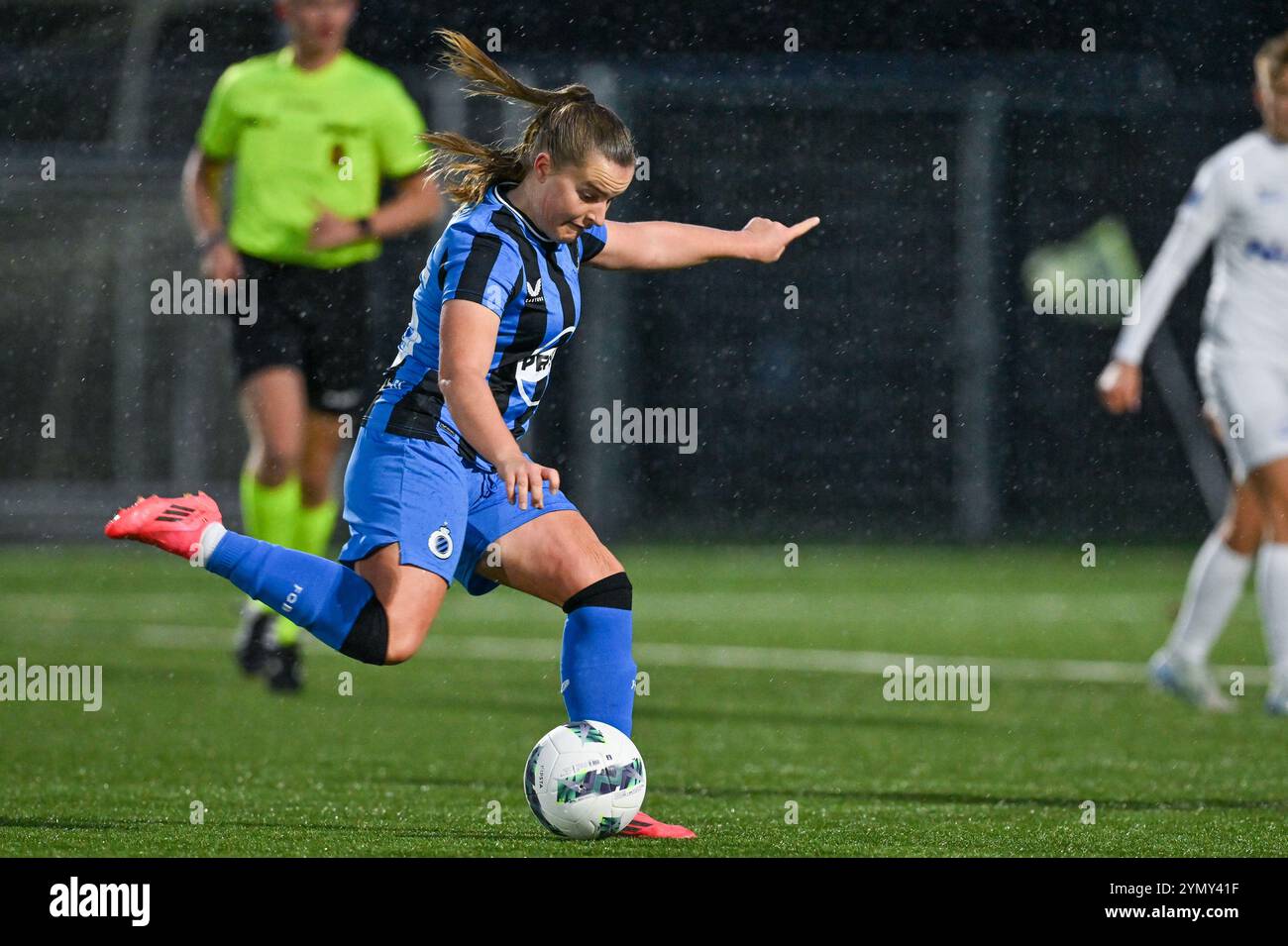 Aalter, Belgium. 23rd Nov, 2024. Davinia Vanmechelen (25) of Club YLA pictured during a female ...