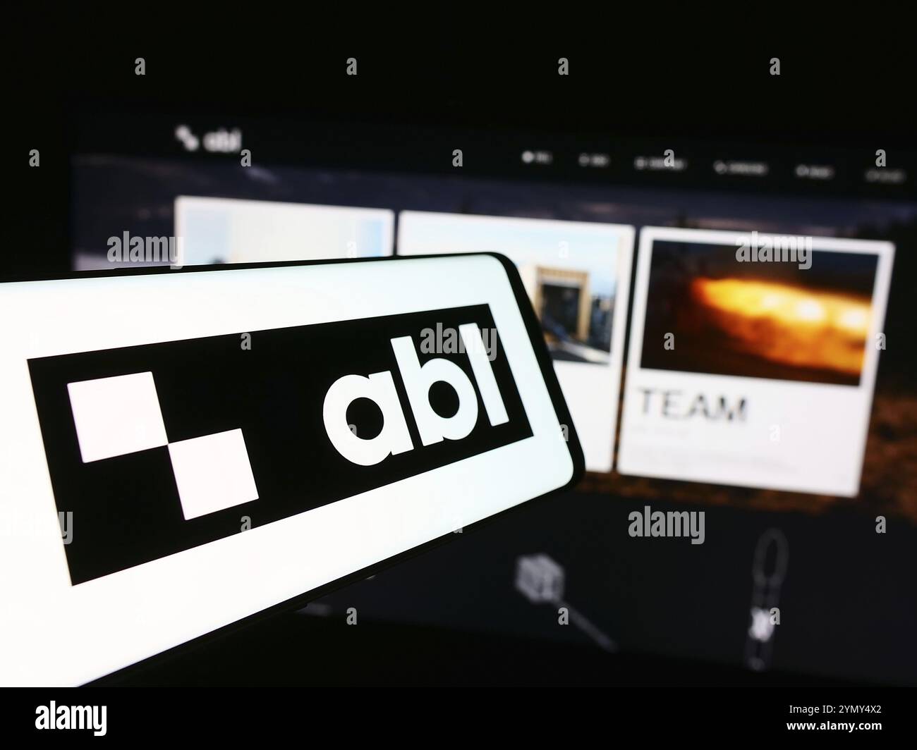 Rig business logo hi-res stock photography and images - Alamy