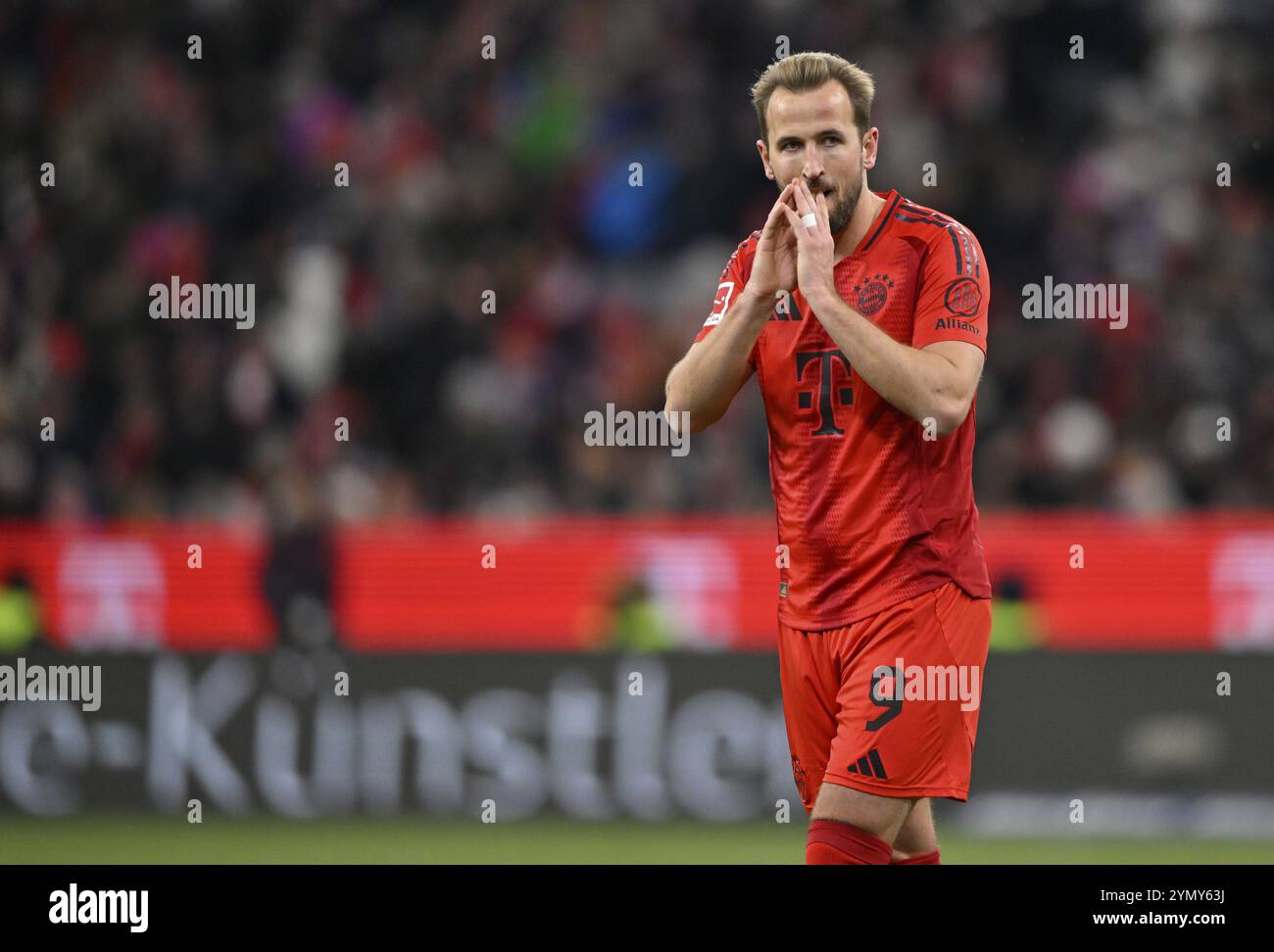 Harry Kane FC Bayern Munich FCB (09) Disappointment disappointed after ...