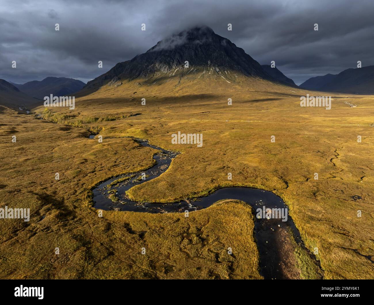 Aerial shot mountains glen coe hi-res stock photography and images - Alamy