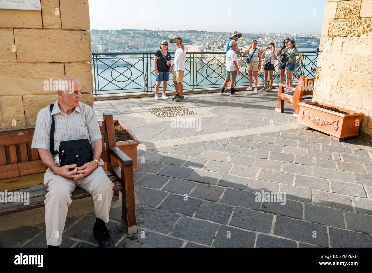 Lone single visitor traveler hi-res stock photography and images - Alamy