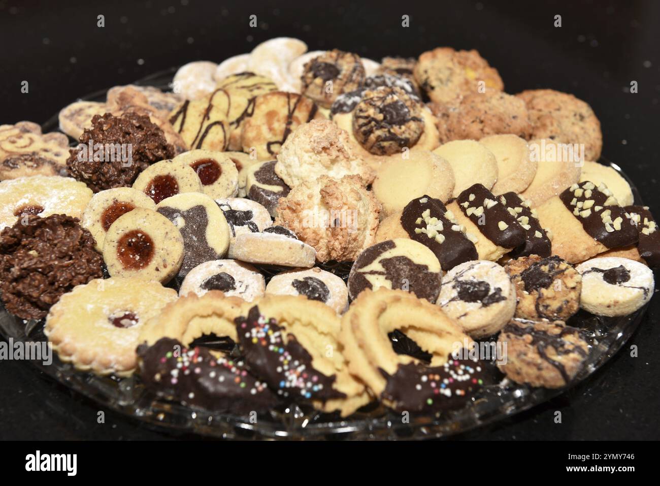 Advent pastry christmas cookies hi-res stock photography and images - Alamy