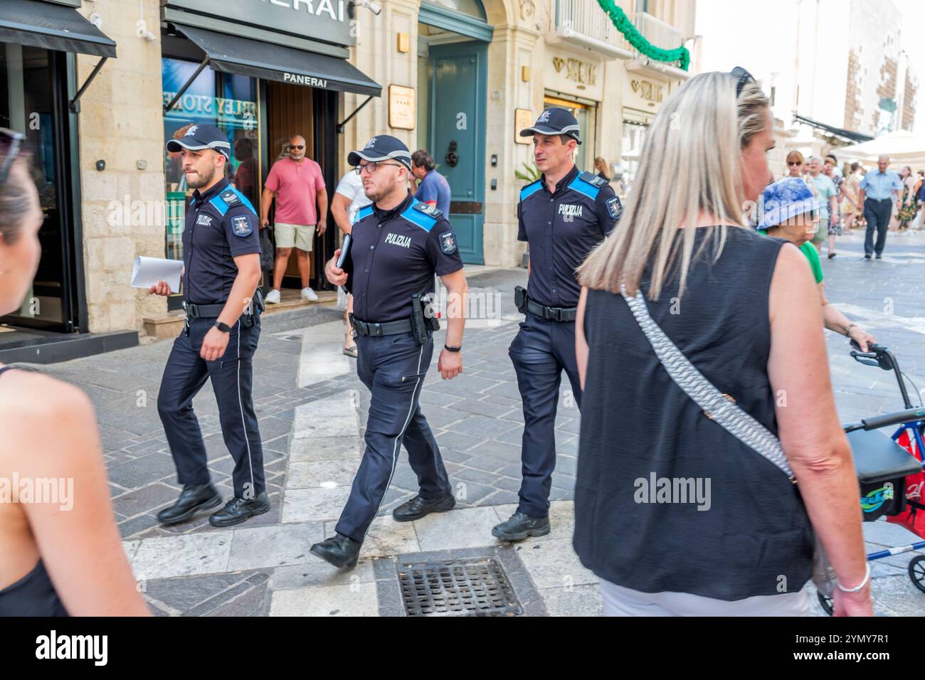 Maltese police force hi-res stock photography and images - Alamy