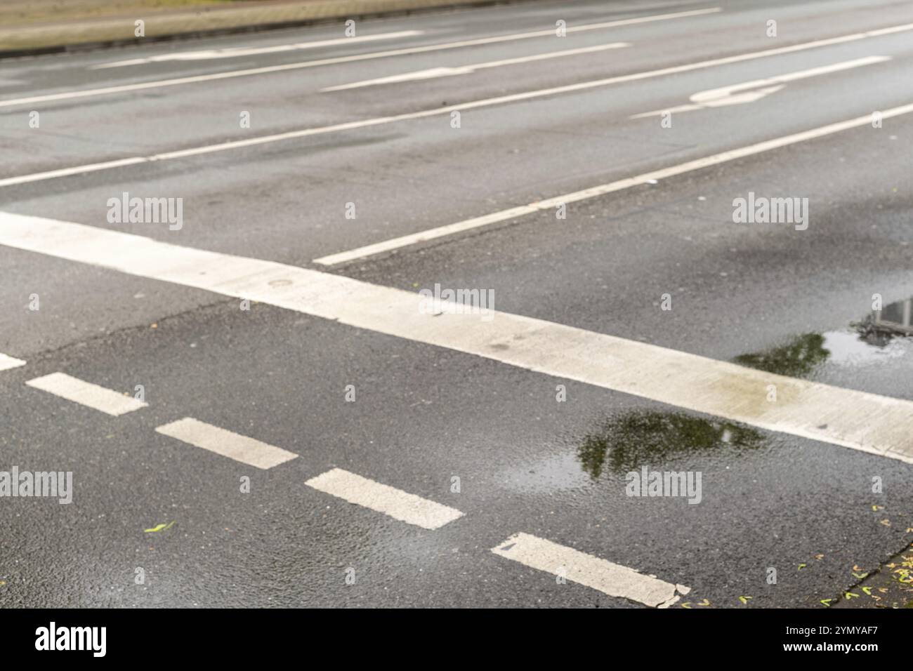Arrows directional design hi-res stock photography and images - Alamy