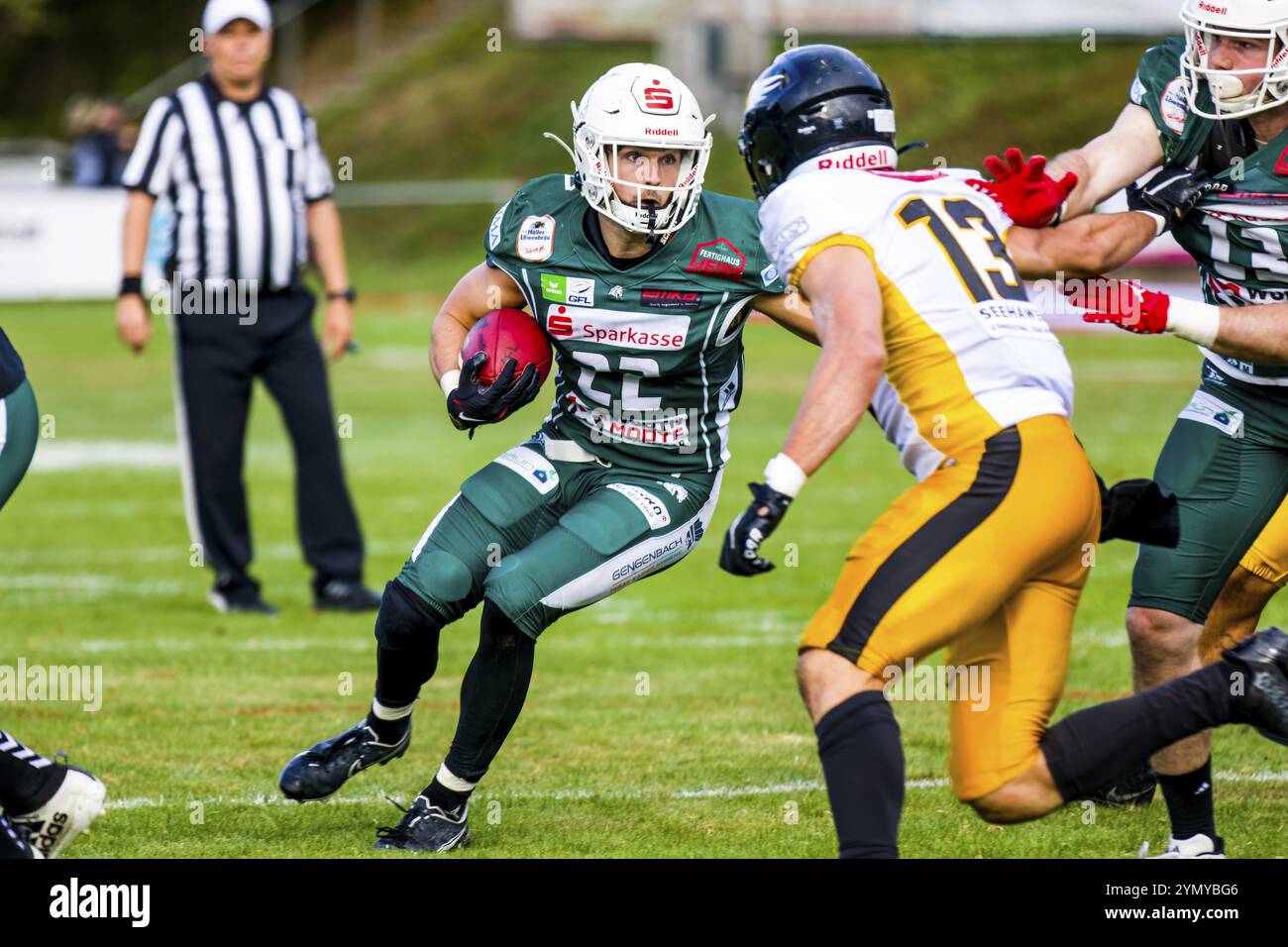 Football game quarterfinals hi-res stock photography and images - Alamy