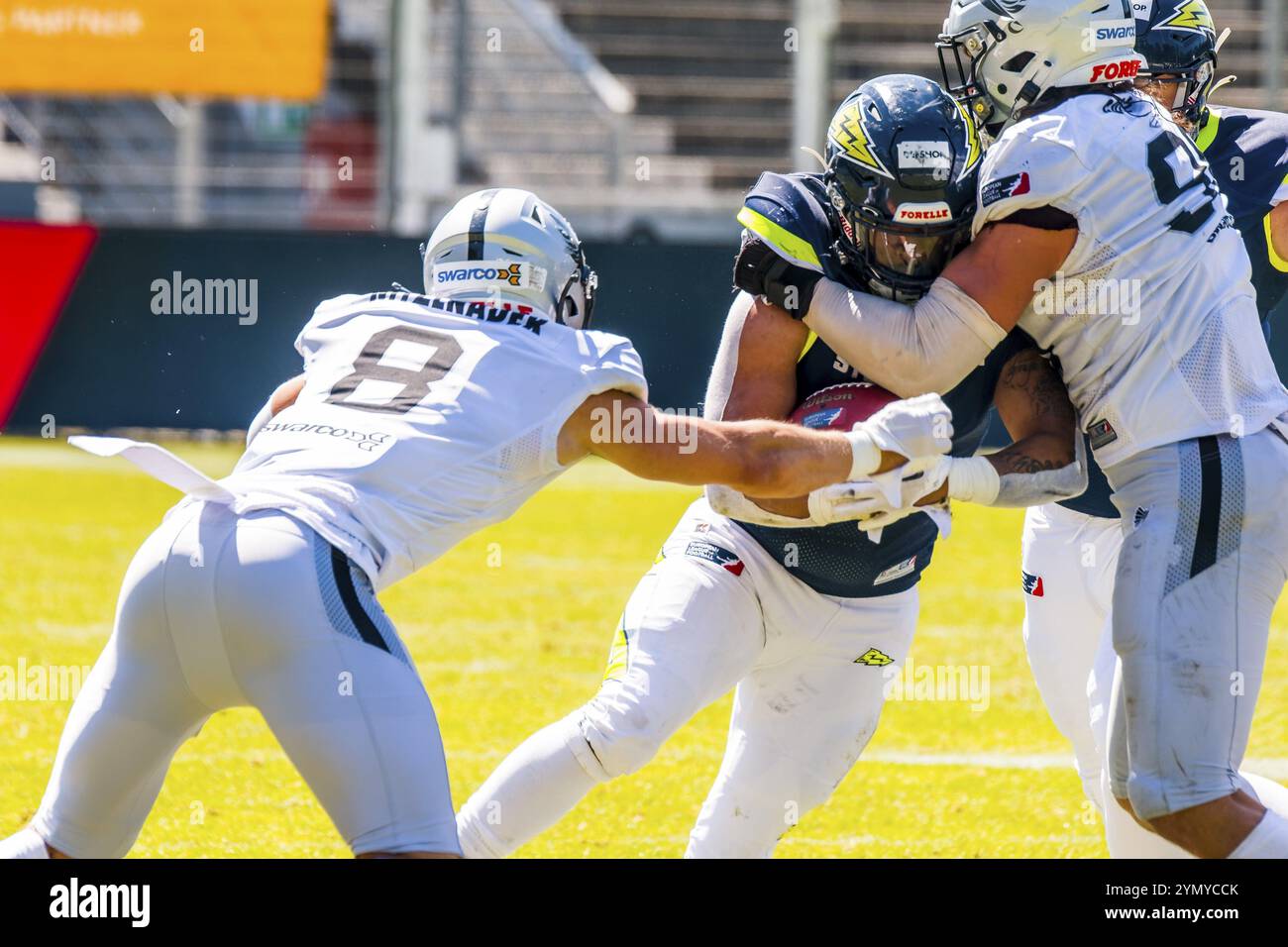 Elf team hi-res stock photography and images - Alamy