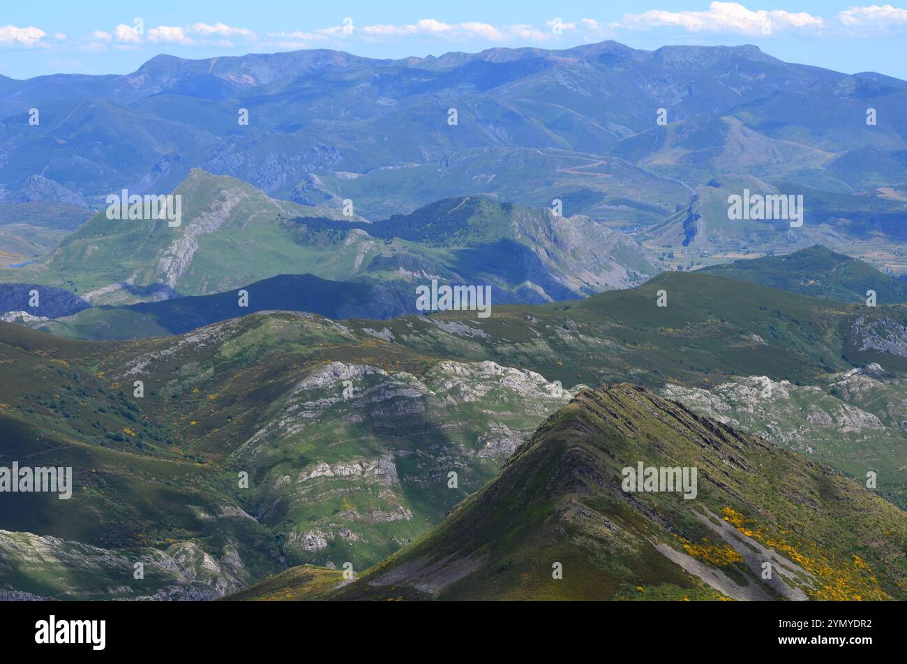 Cantabrian mountains system hi-res stock photography and images - Alamy