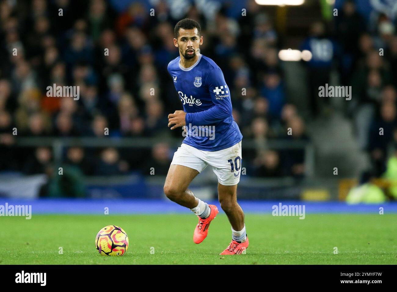 Ndiaye everton hi-res stock photography and images - Alamy