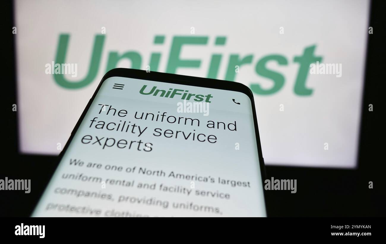 Unifirst logo hi-res stock photography and images - Alamy