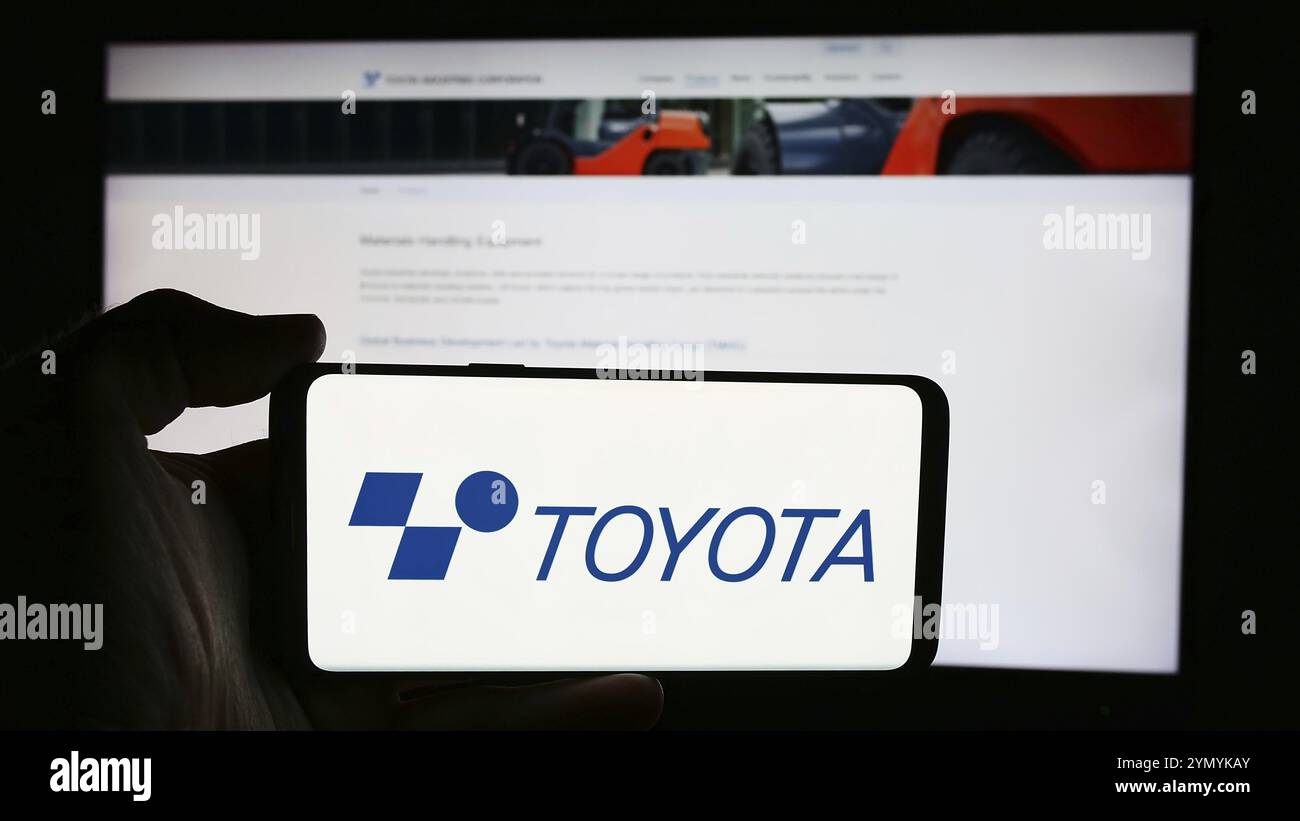 Toyota industries logo hi-res stock photography and images - Alamy