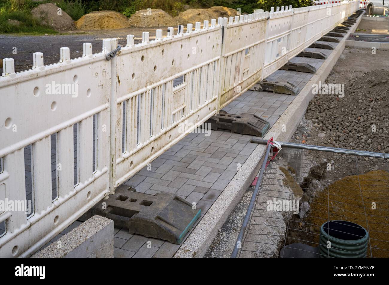 Construction road blocks hi-res stock photography and images - Alamy