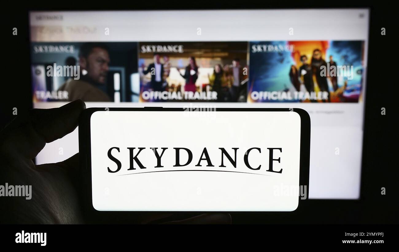 Skydance logo hi-res stock photography and images - Alamy