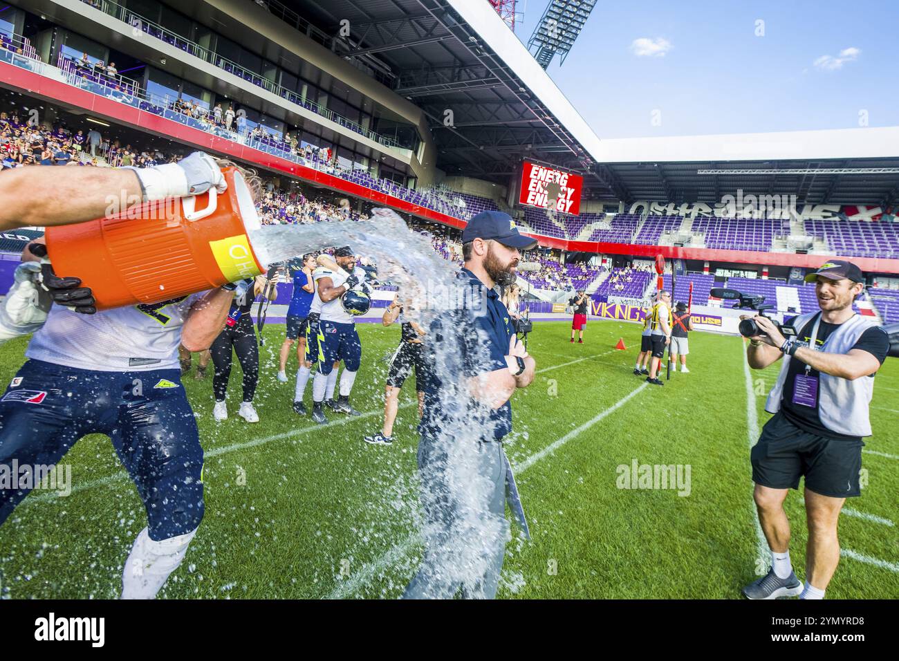 To take to semi finals hi-res stock photography and images - Alamy