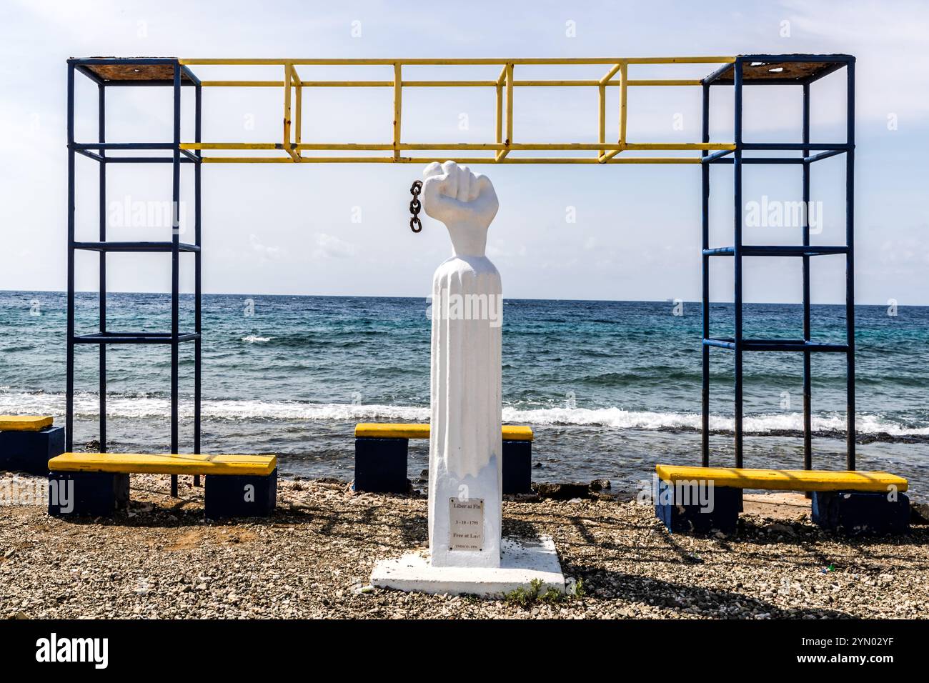 Monument to Tula Rigaud, who led the slave revolt in Curaçao in 1795 ...