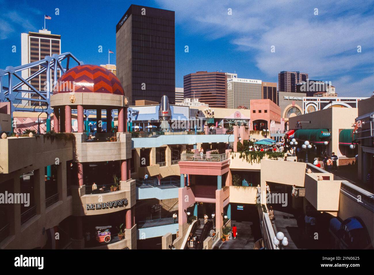 Horton Plaza, designed by Jon Jerde (in consultation with author Ray ...