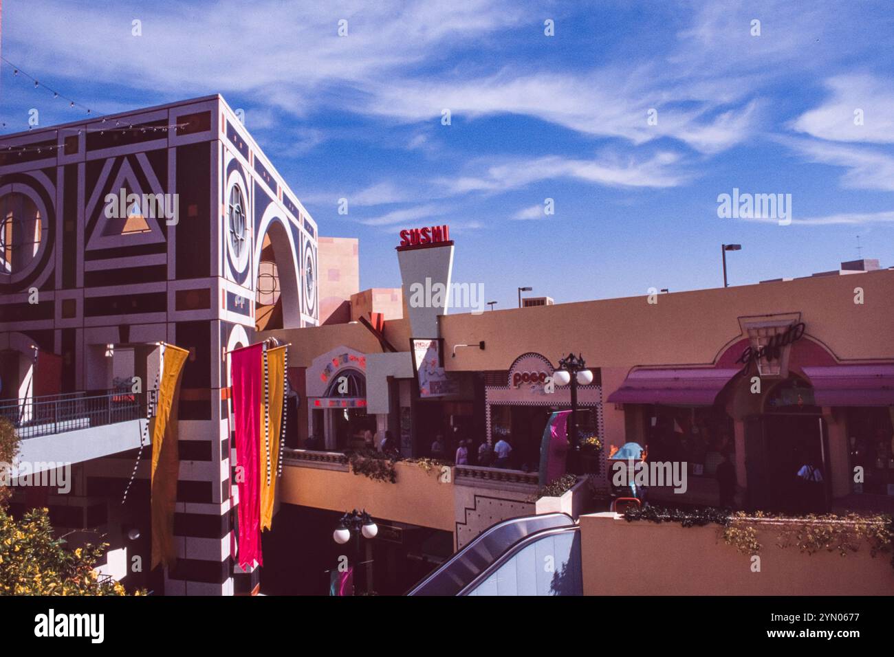 Horton Plaza, designed by Jon Jerde (in consultation with author Ray ...