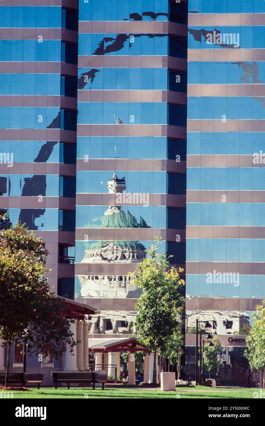The Gateway Arch in St. Louis, Missouri, was built as a monument to ...