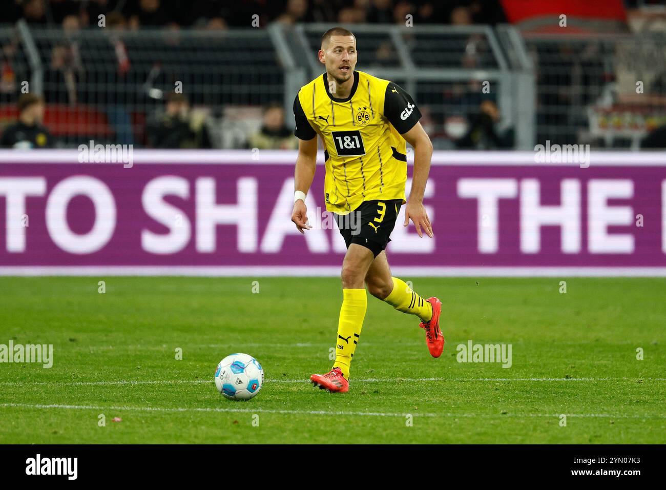 11 and waldemar anton borussia dortmund hi-res stock photography and ...