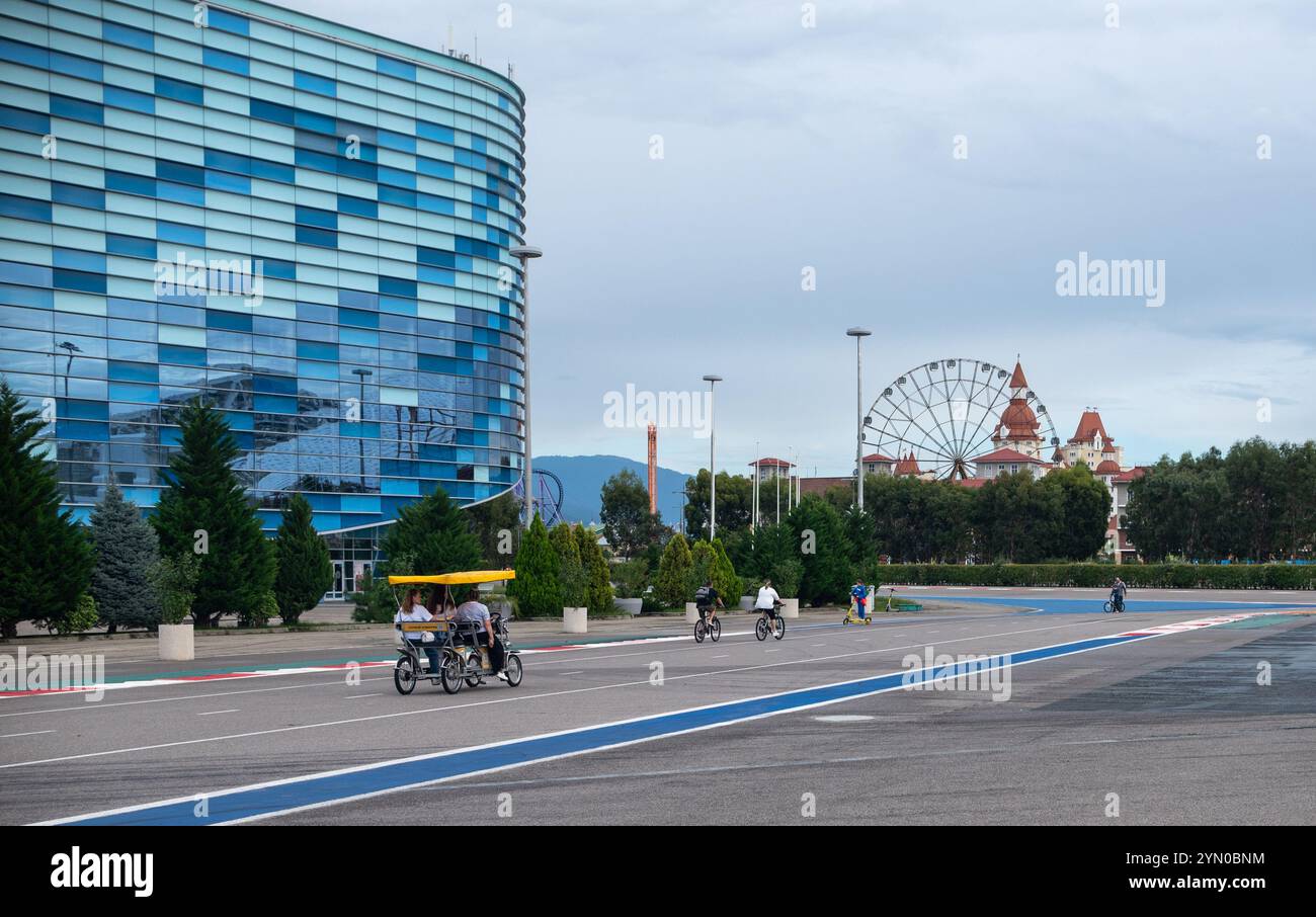 Cycles and seasons hi-res stock photography and images - Alamy