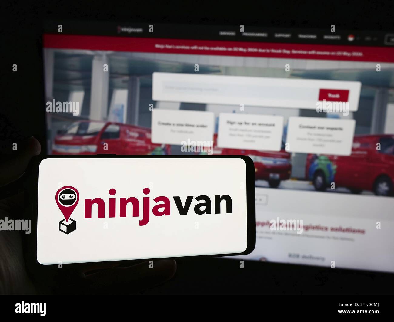 Ninja logistics hi-res stock photography and images - Alamy