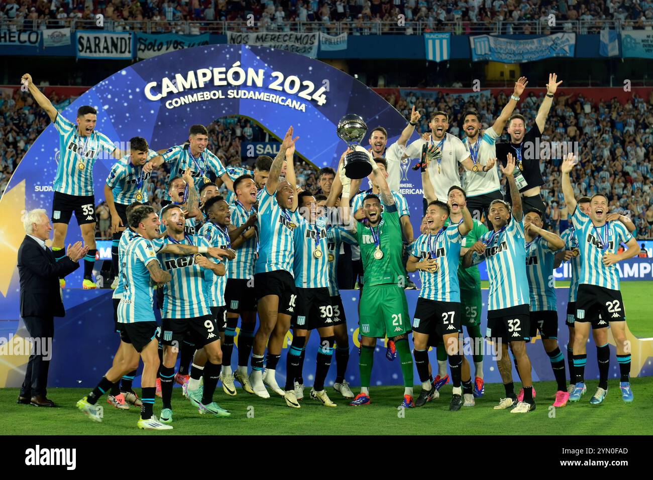 Argentina's Racing Club players celebrate with the trophy after ...