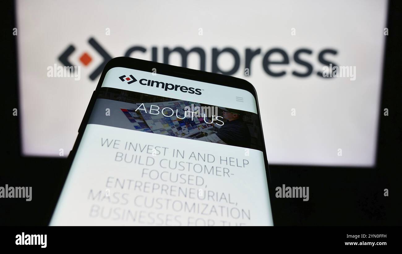 Cimpress plc hi-res stock photography and images - Alamy