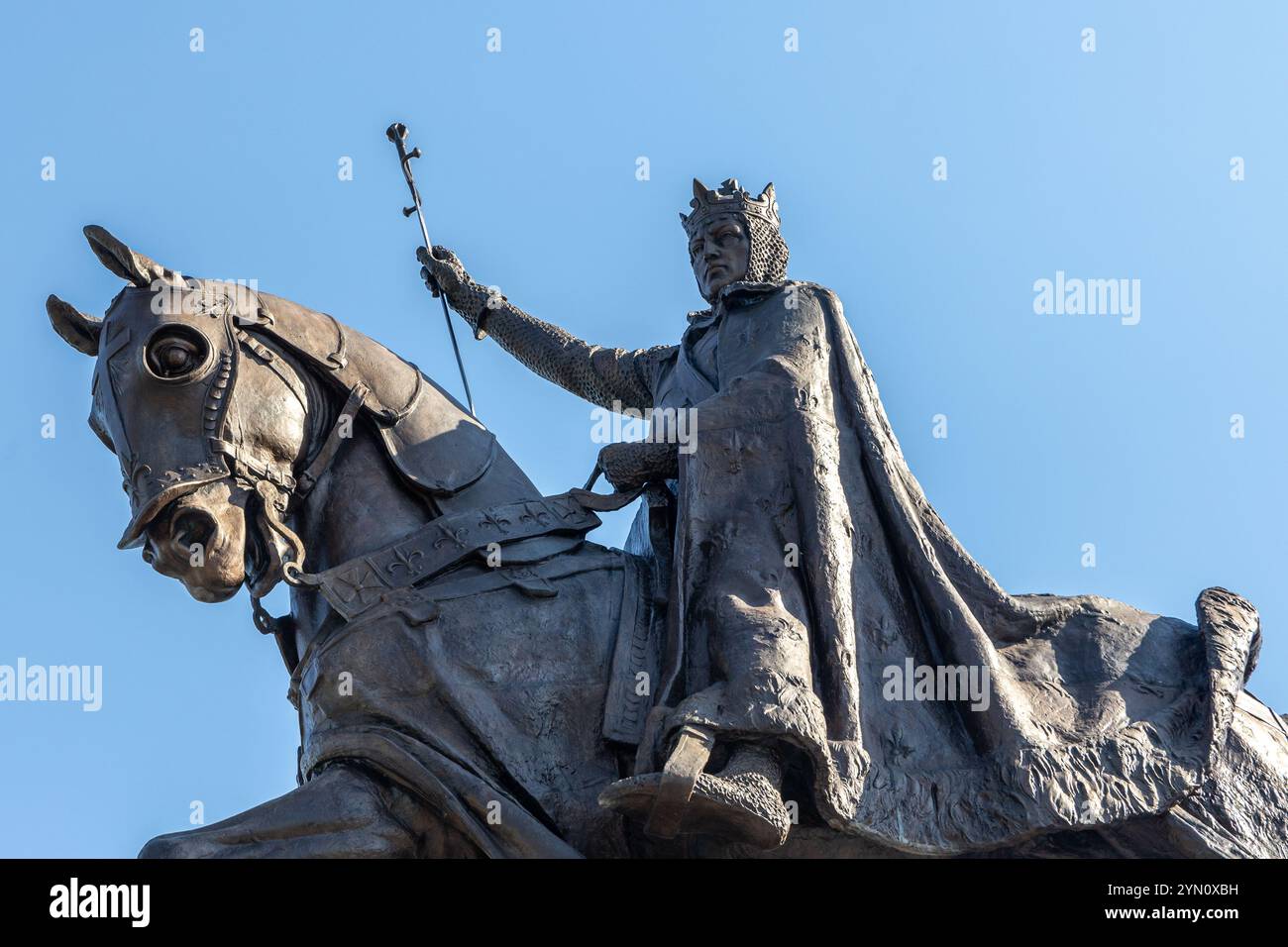 ST. LOUIS, MISSOURI USA - OCTOBER 5, 2024: A statue of King Louis IX of ...