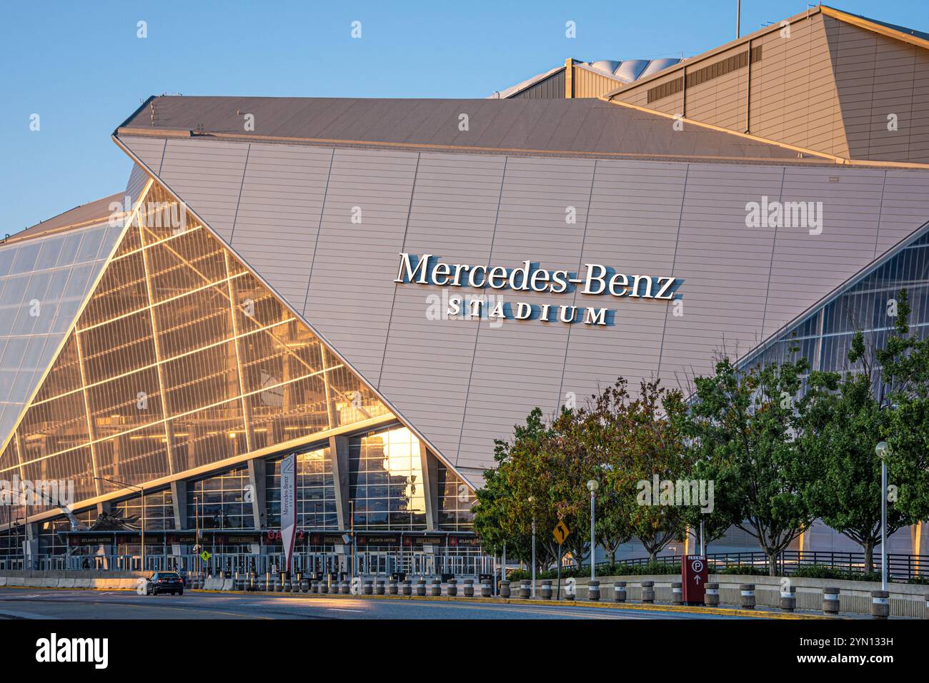 World cup mercedes benz stadium hi-res stock photography and images - Alamy