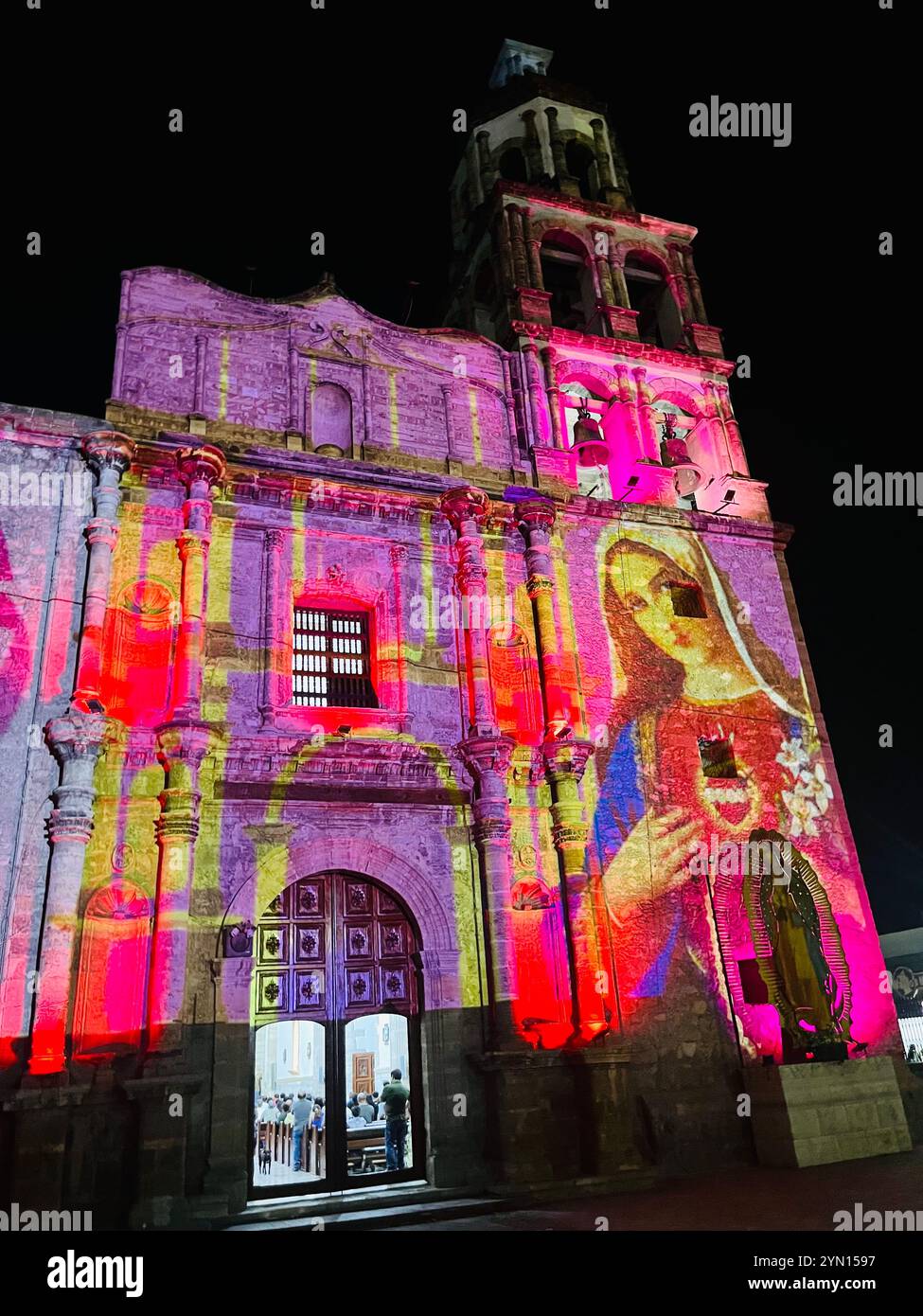 Monclova iglesia hi-res stock photography and images - Alamy