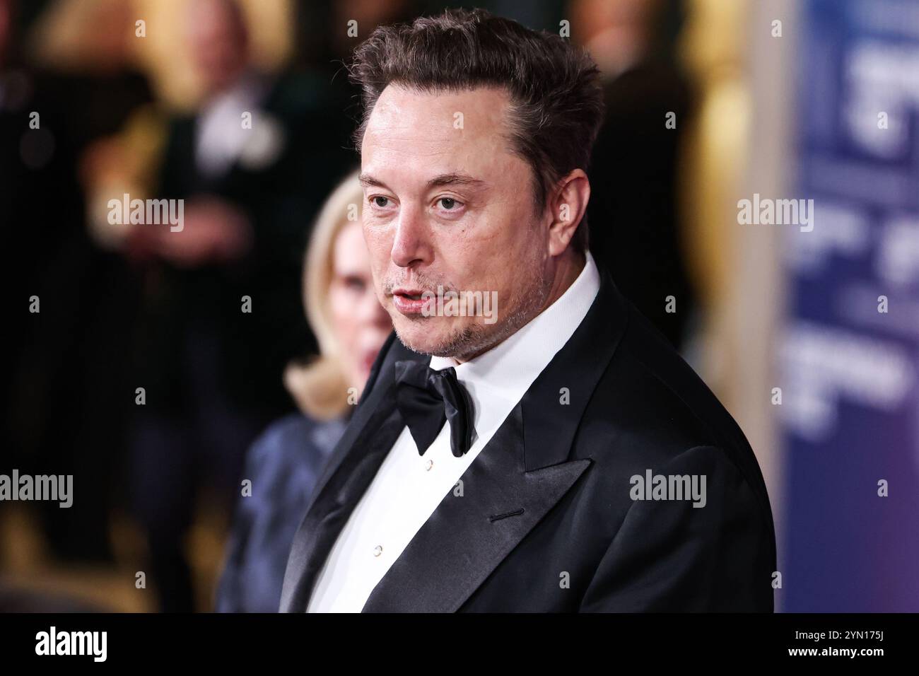 (FILE) Elon Musk Is Pushing U.S. Vice President-elect JD Vance Aside As ...