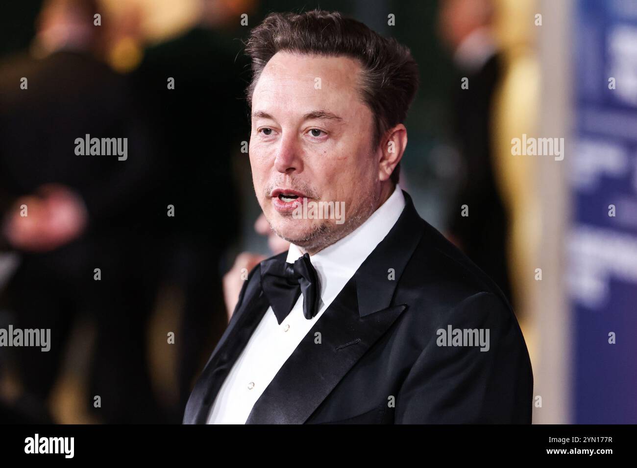 (FILE) Elon Musk Is Pushing U.S. Vice President-elect JD Vance Aside As ...