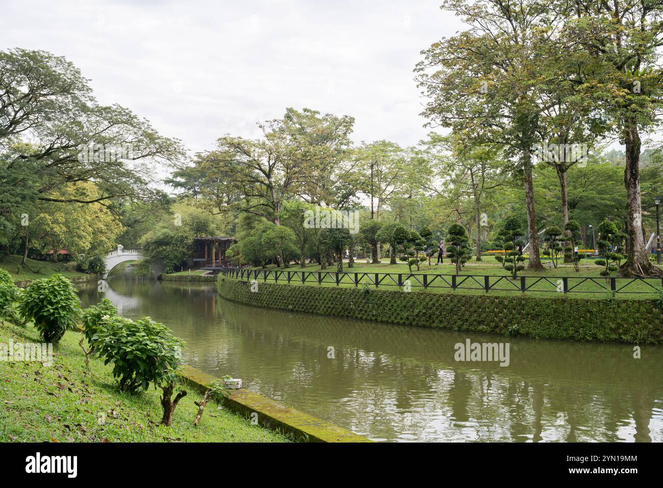 Lake Gardens also known as Kuala Lumpur Perdana Botanical Gardens, it ...