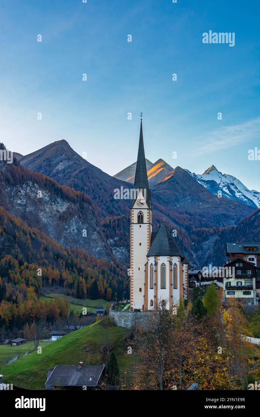 Heiligenblut am Großglockner: church and village Heiligenblut am ...