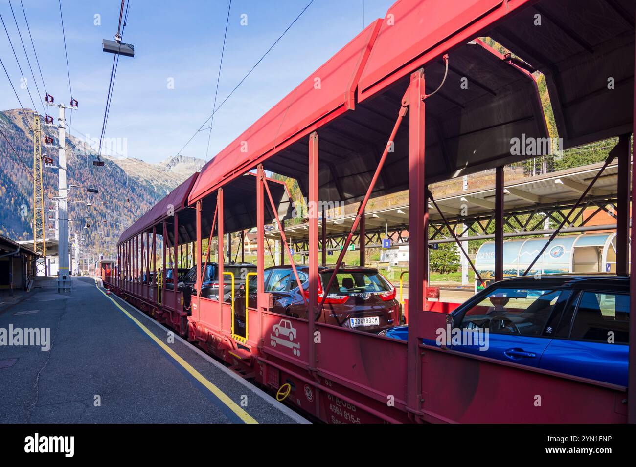 Mallnitz: car shuttle train in Tauern Railway Tunnel, Autoschleuse ...