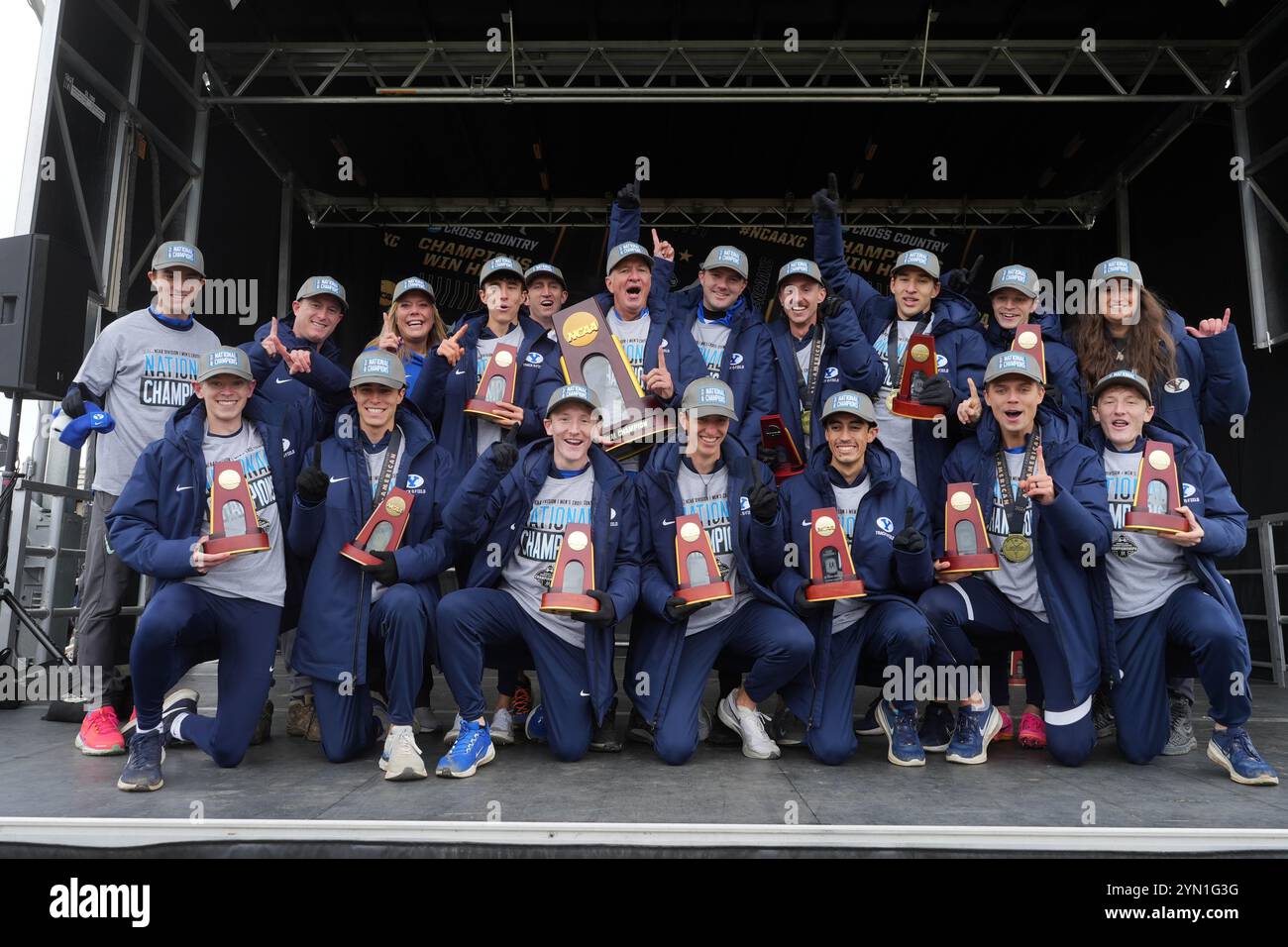 Members of the BYU Cougars men's team including Lucas Bons, Casey ...
