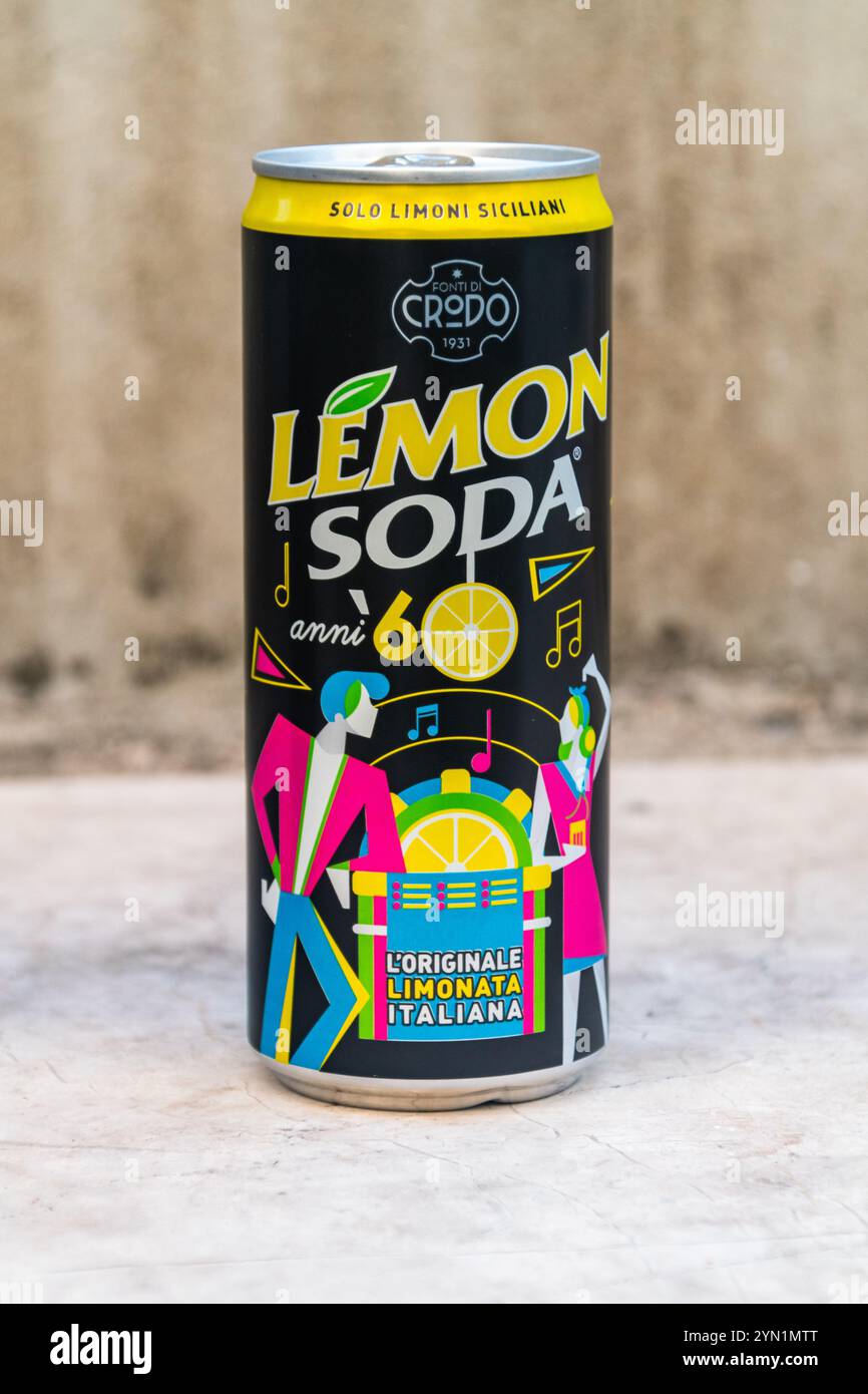Lemon italian soda hi-res stock photography and images - Alamy