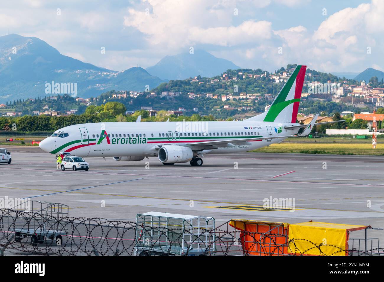 Aeroitalia italian airline hi-res stock photography and images - Alamy