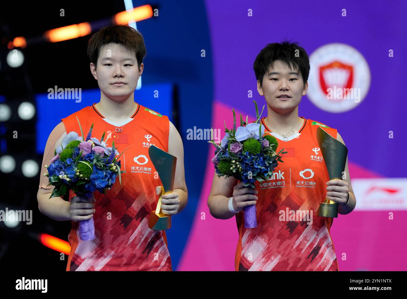 Liu Sheng Shu and Tan Ning of China pose with their winning trophy ...