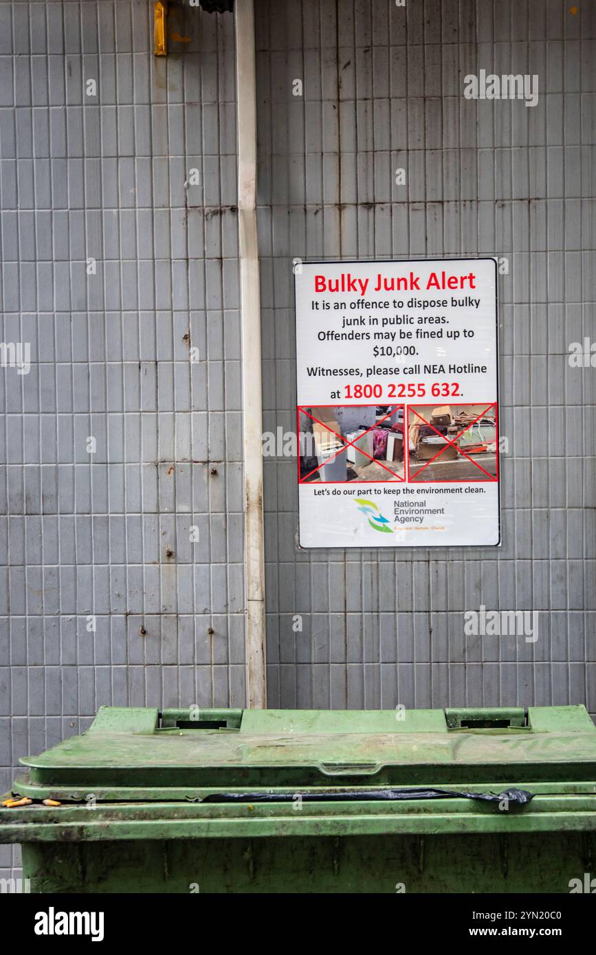 Fines in singapore hi-res stock photography and images - Alamy