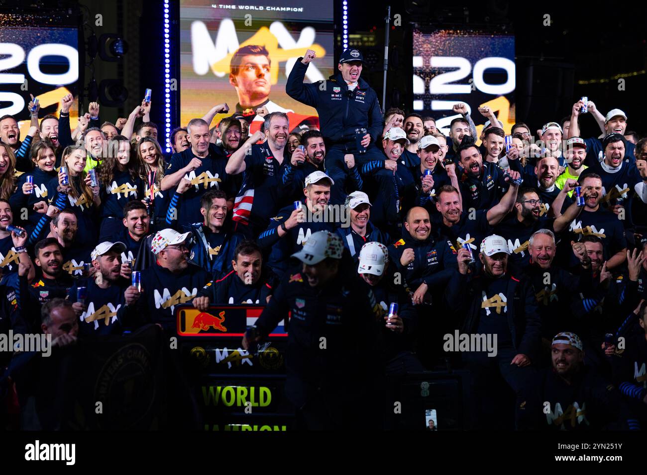 Red Bull Racing team celebrating 4th world champion title VERSTAPPEN ...