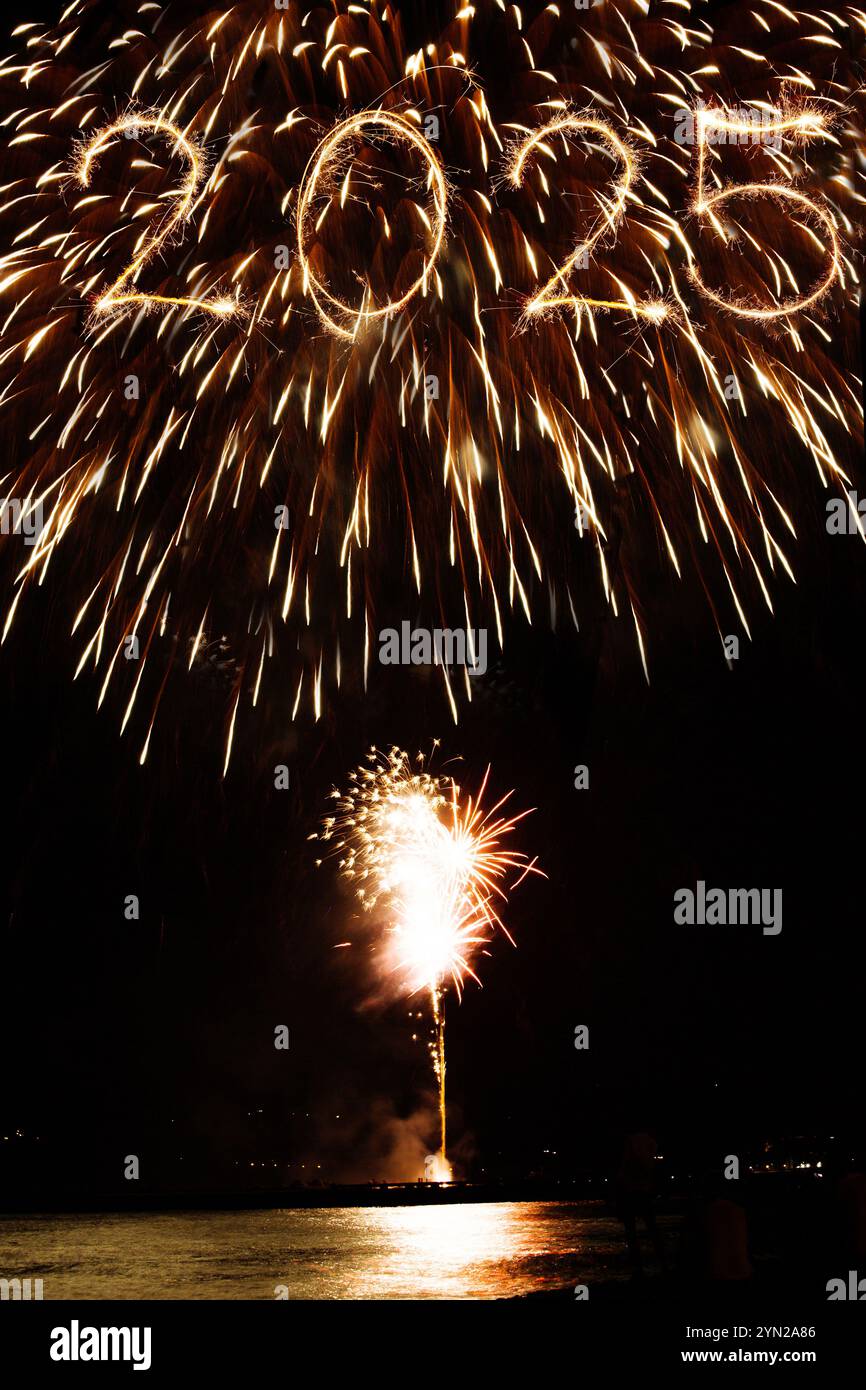2025 fireworks hi-res stock photography and images - Alamy