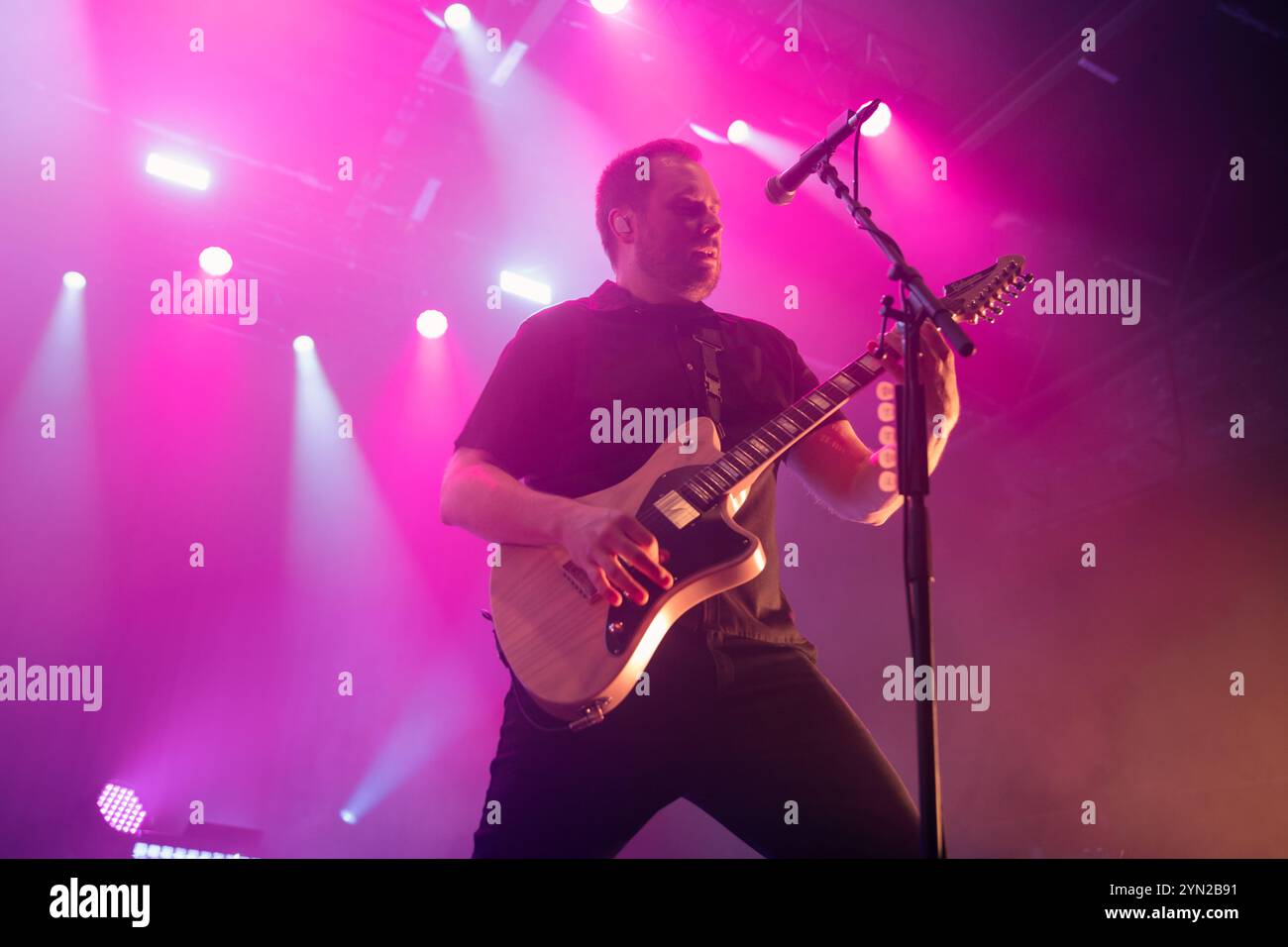 Yellowcard live at o2 victoria warehouse manchester uk, 13th november ...