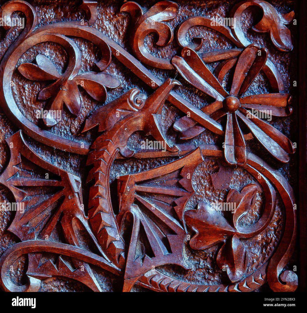 Detalle de la baranda de la Planta Noble del Palau Güell de Barcelona, 1886-1890. Author: ANTONI ...