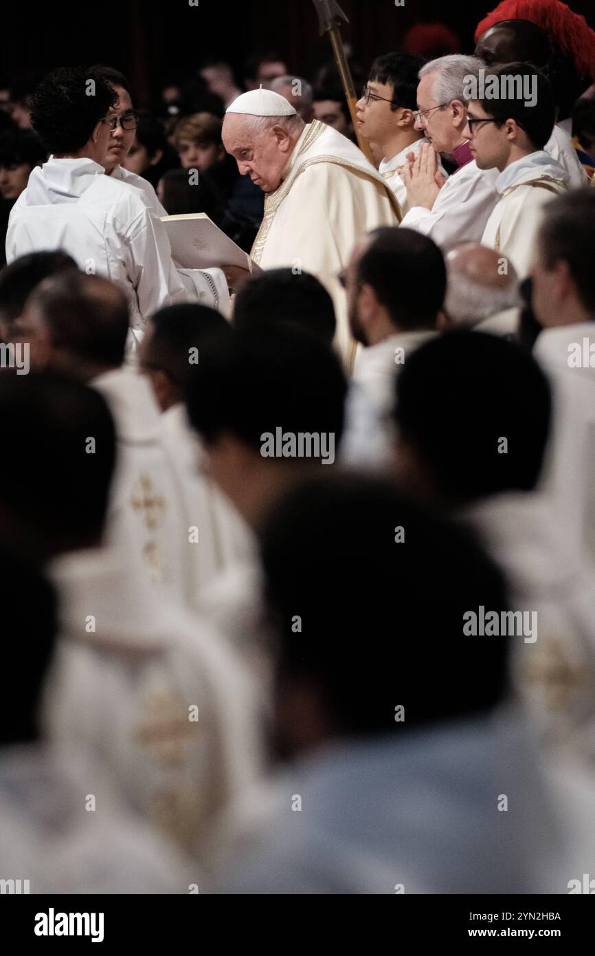 Vatican, Pope Francis celebrates mass at the 39th edition of World ...